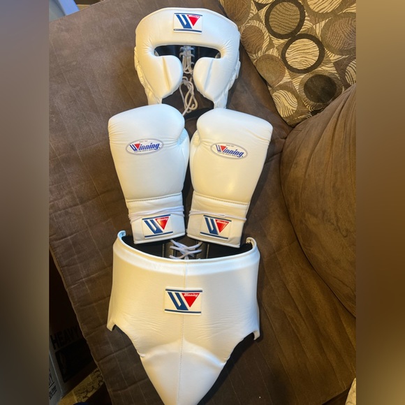 Winning Other Winning Boxing 6oz Gloves Headgear And Groin Protector Large Poshmark